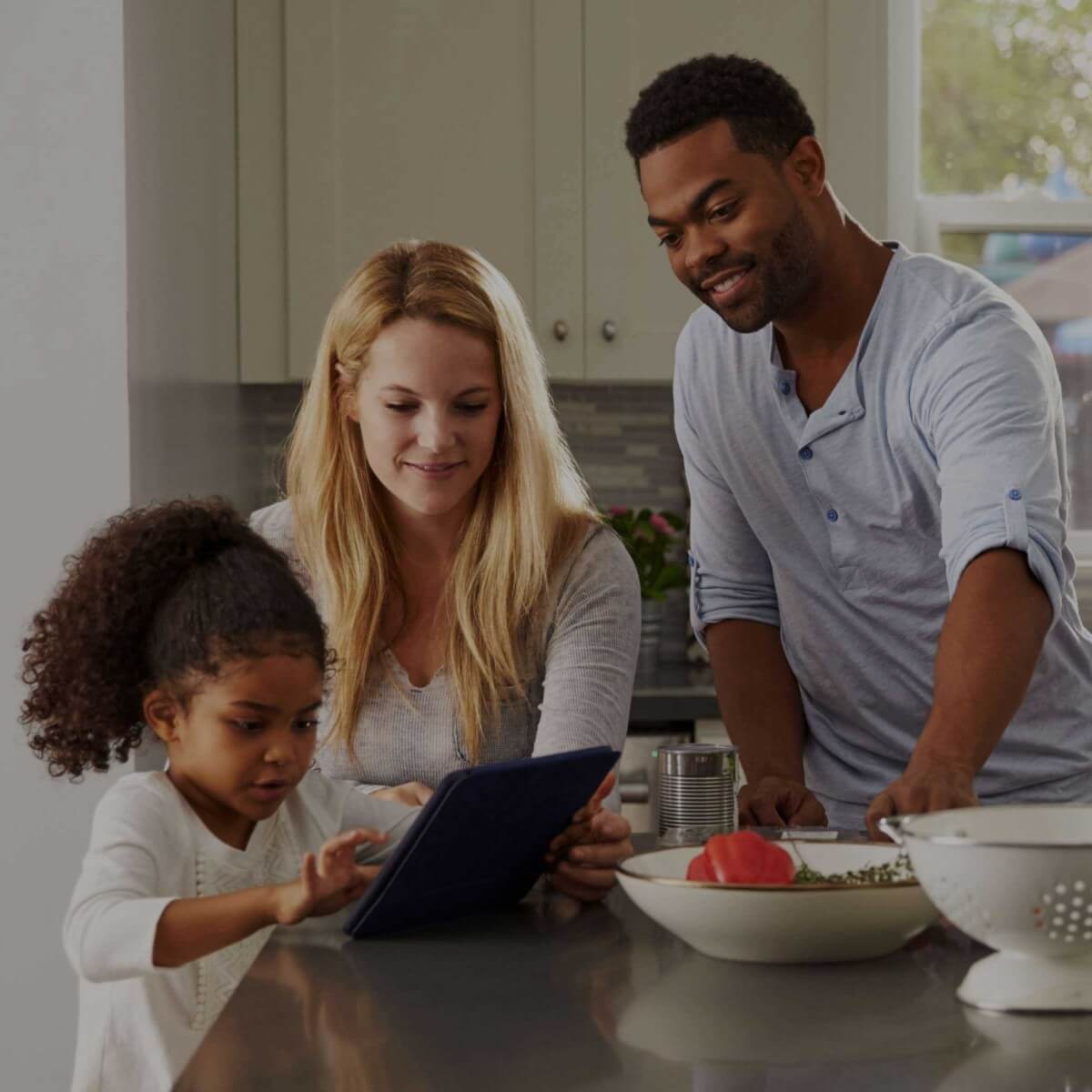 T Series Thermostat Family | Resideo Pro